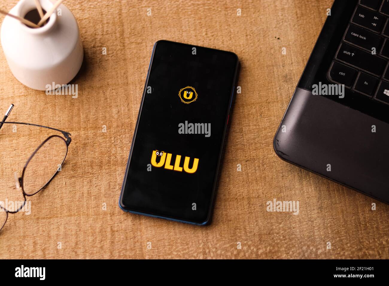 Ullu logo hi-res stock photography and images - Alamy