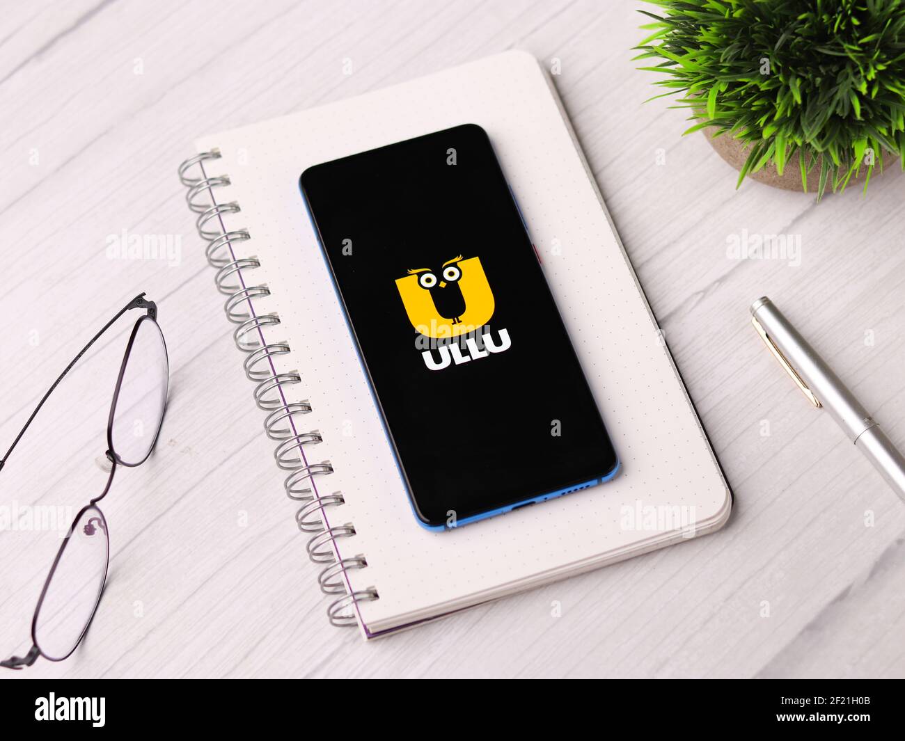 Ullu Logo High Resolution Stock Photography and Images - Alamy