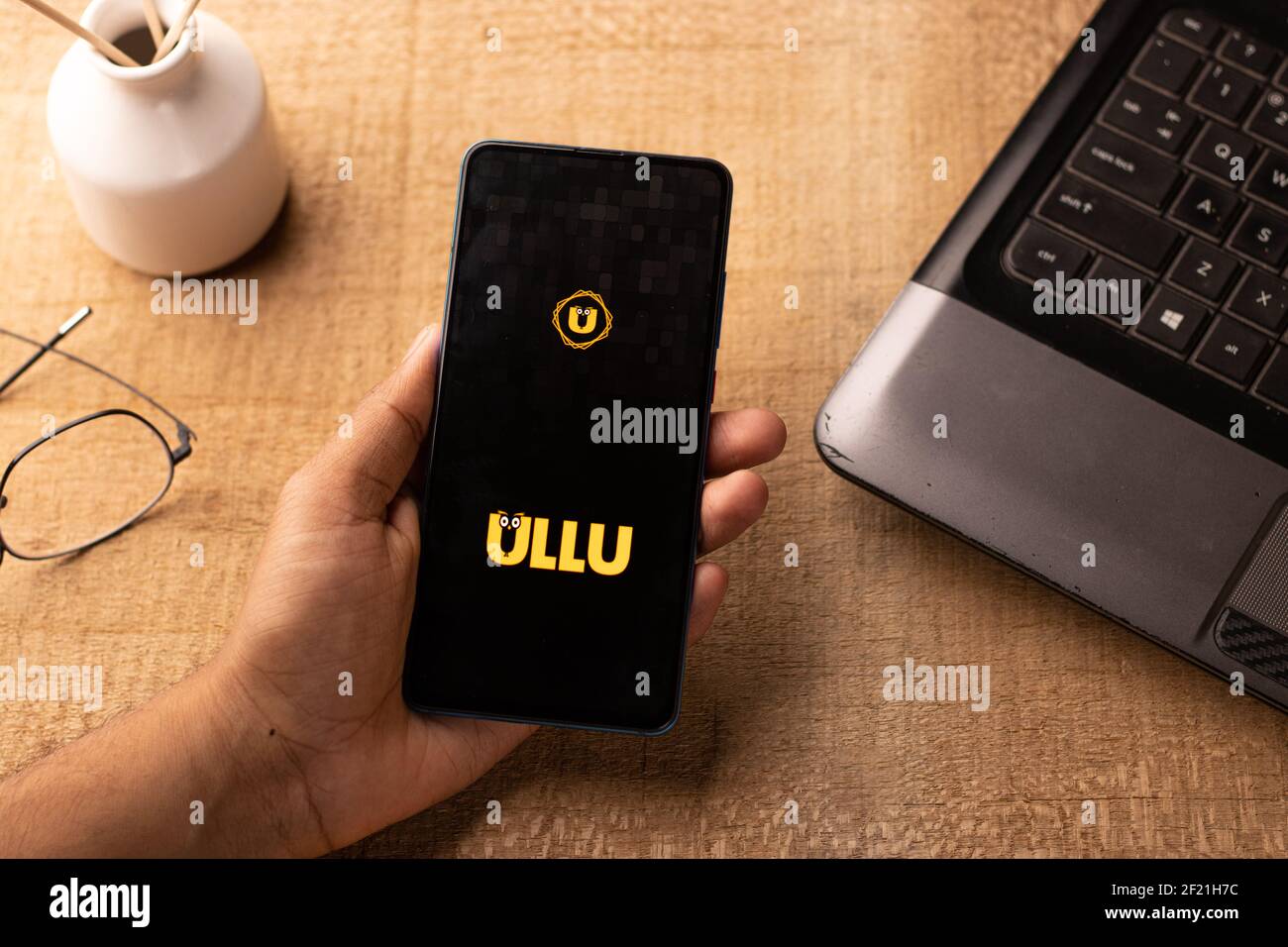 Ullu logo hi-res stock photography and images - Alamy