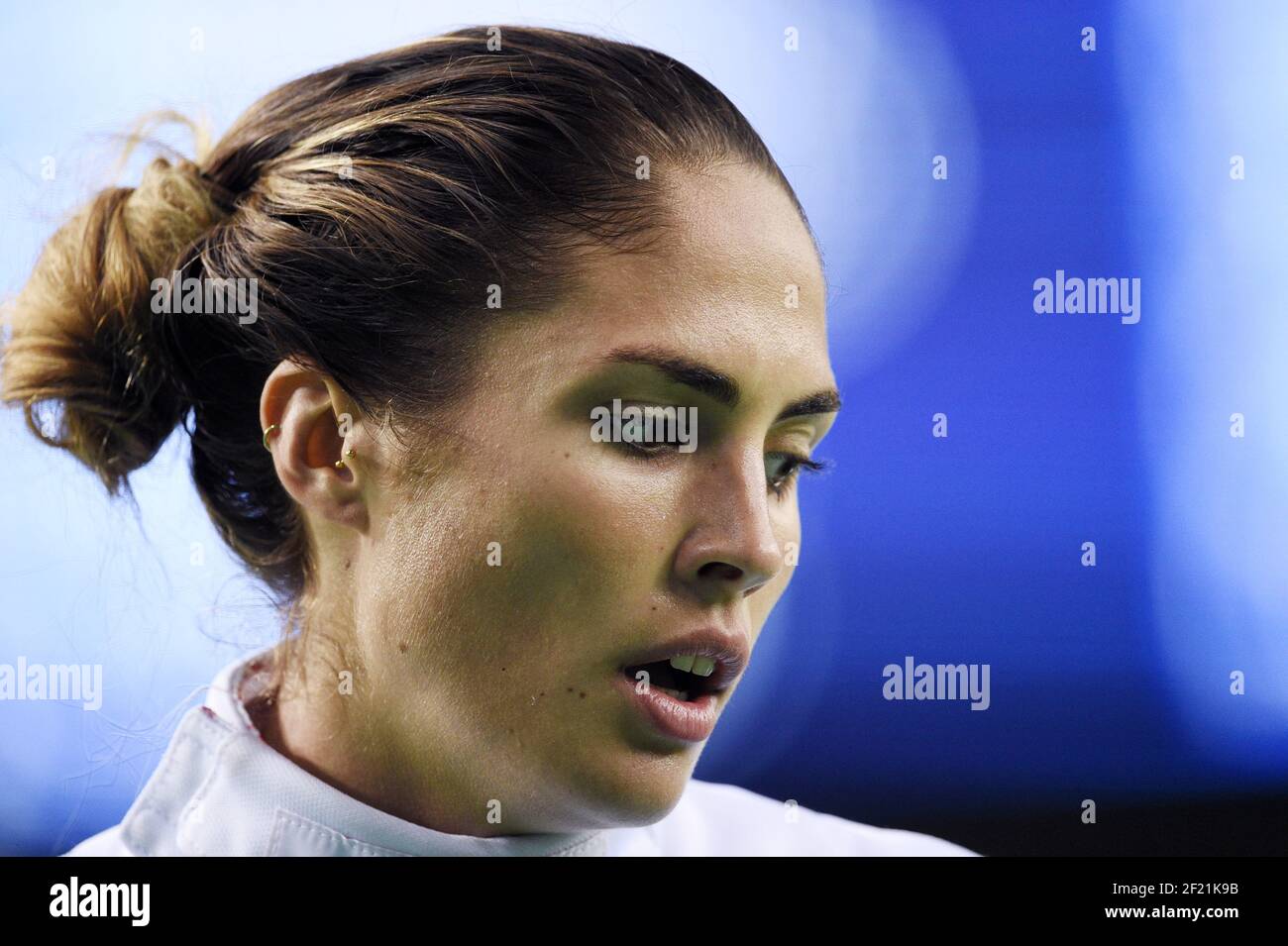 Elodie clouvel fencing hi-res stock photography and images - Alamy