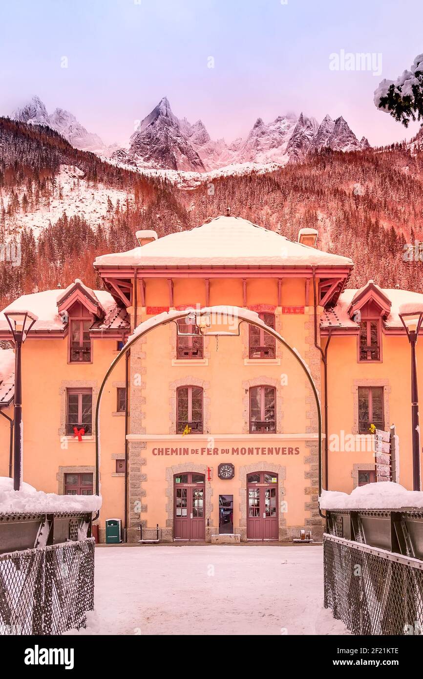 Chamonix mont blanc station hi-res stock photography and images - Alamy