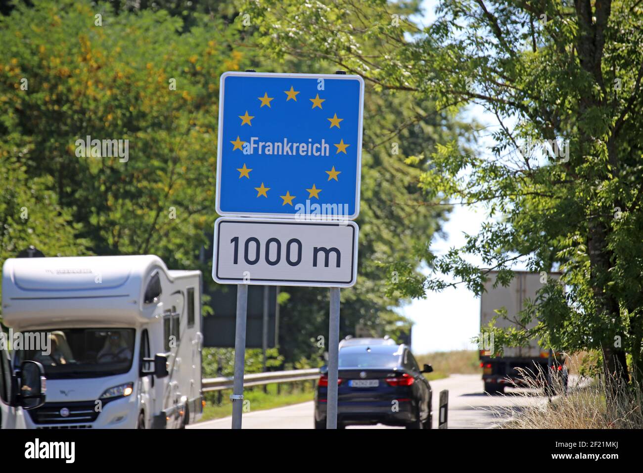 Travel on the German-French border between the Palatinate and Lorraine ...