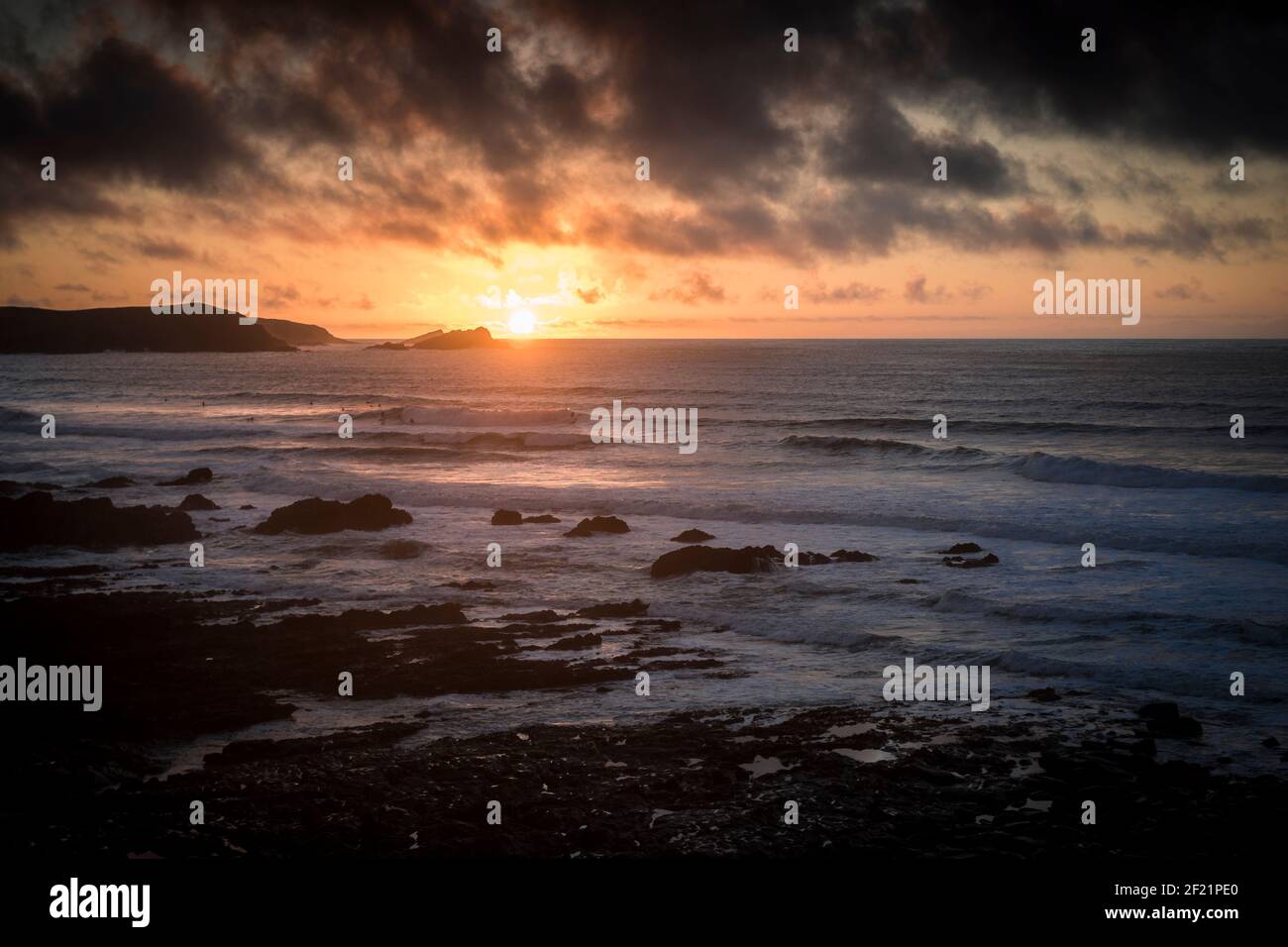 Fistral bay on the north coast of cornwall hi-res stock photography and ...