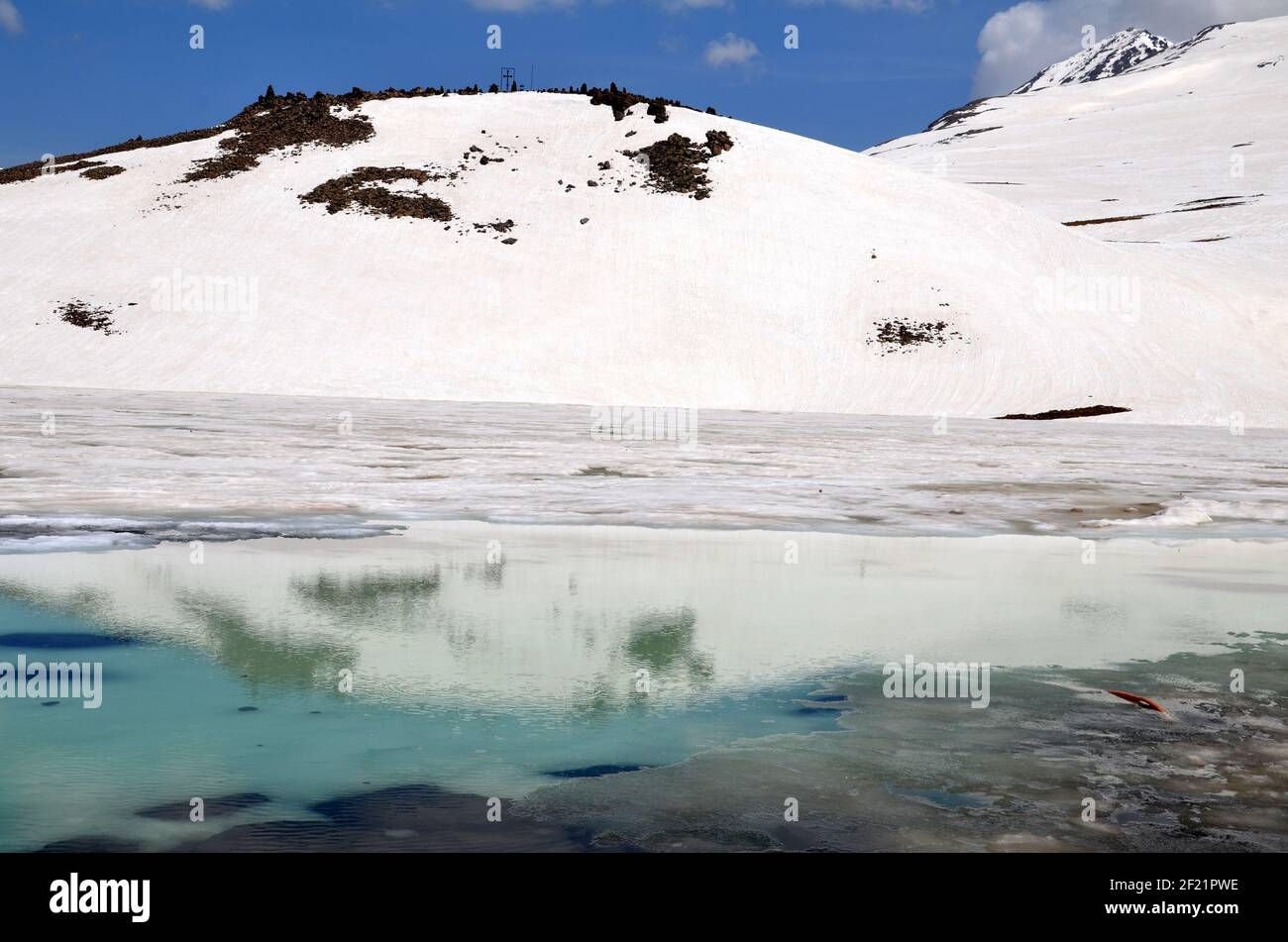 Kari lake hi-res stock photography and images - Alamy