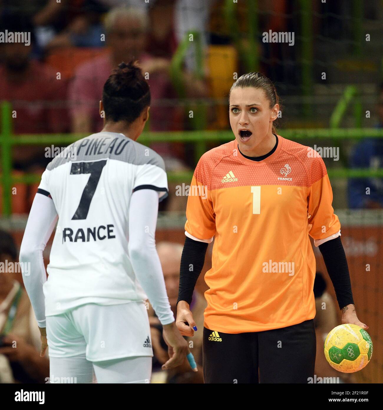 Laura glauser hi-res stock photography and images - Alamy