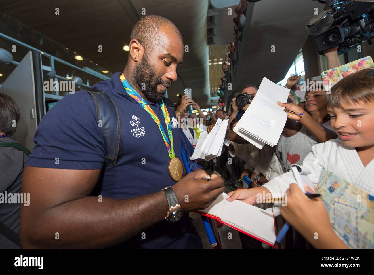 Jeux olympiques de judo hi-res stock photography and images - Alamy
