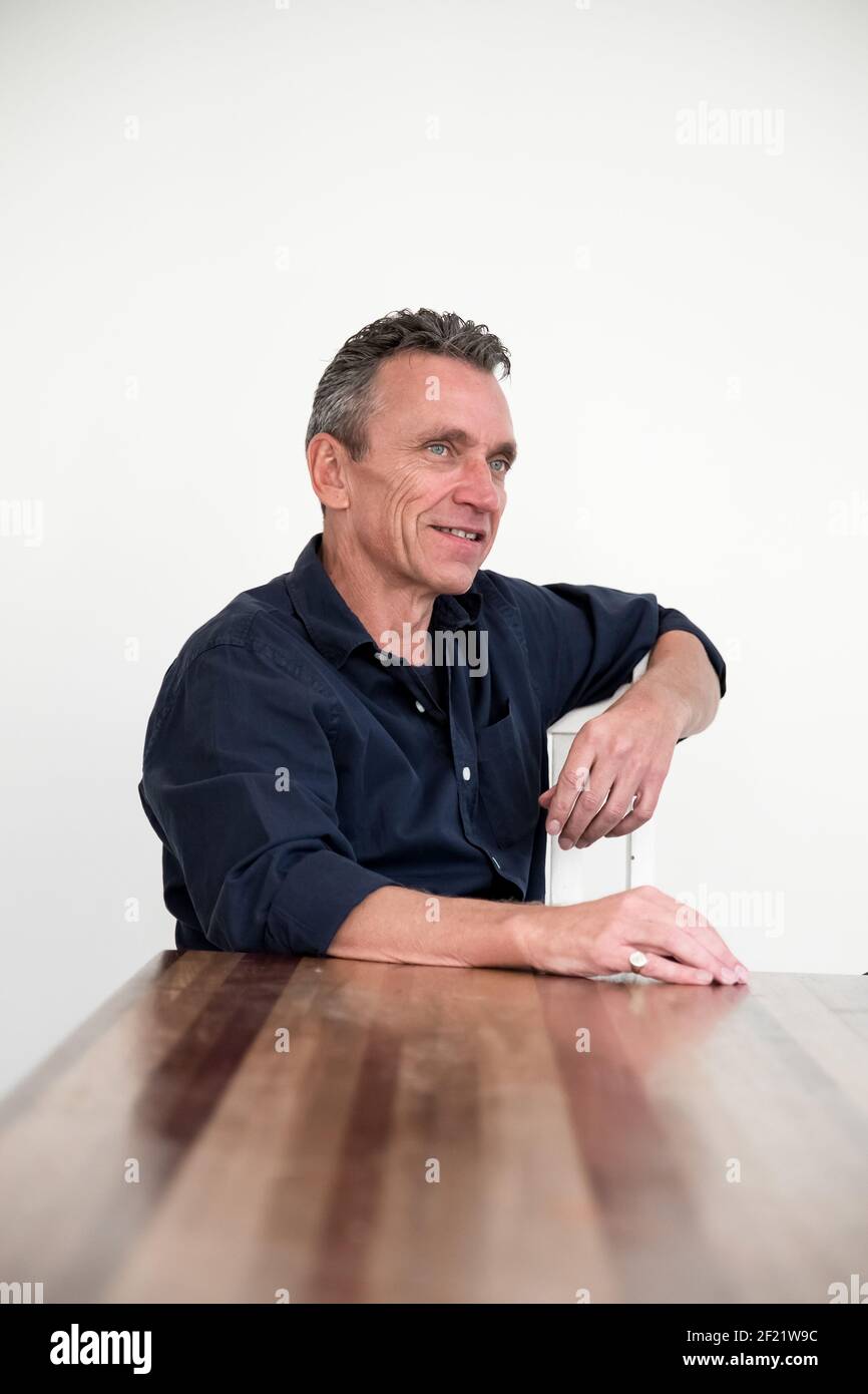 Peter cheales hi-res stock photography and images - Alamy