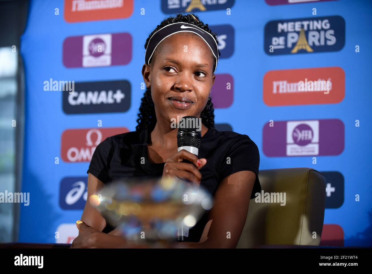 Kenya's Faith Kipyegon answers to journalists during the press ...