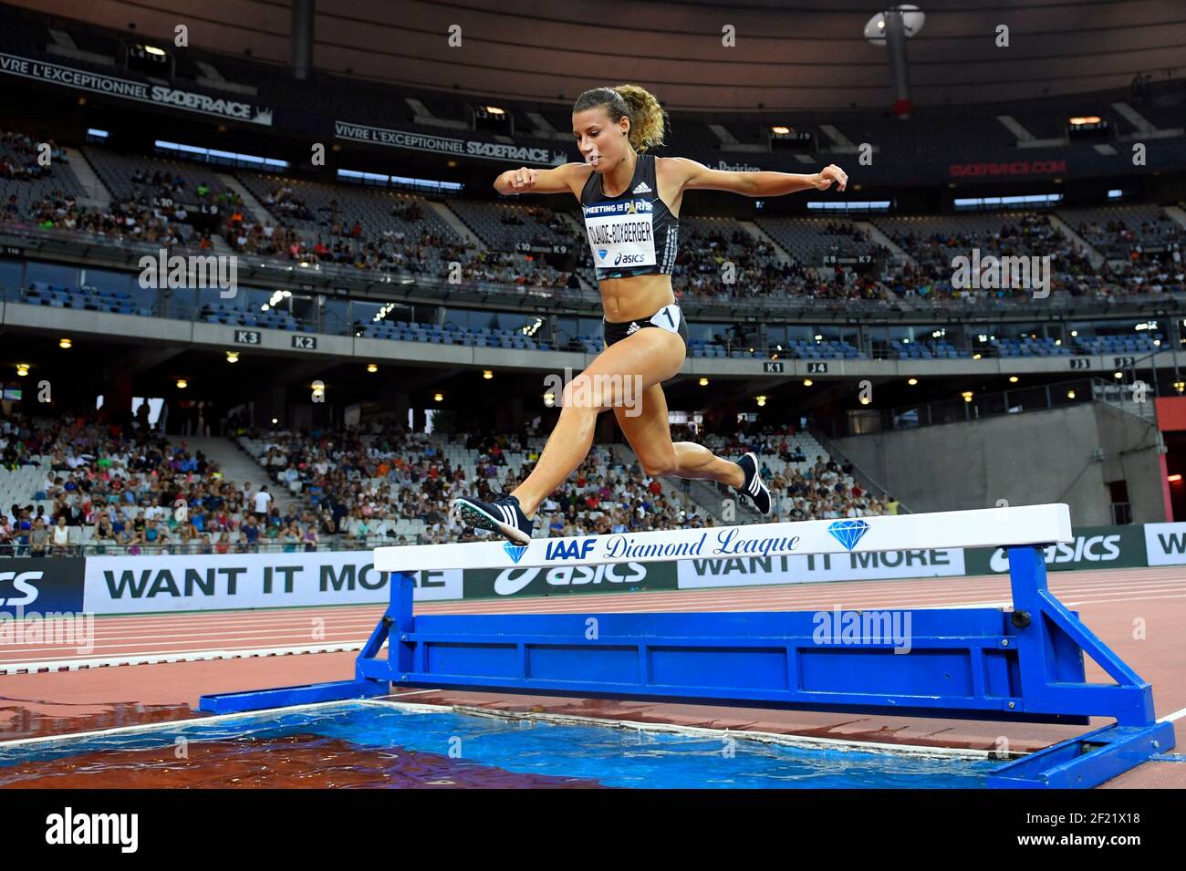 Ophélie claude boxberger hi-res stock photography and images - Alamy