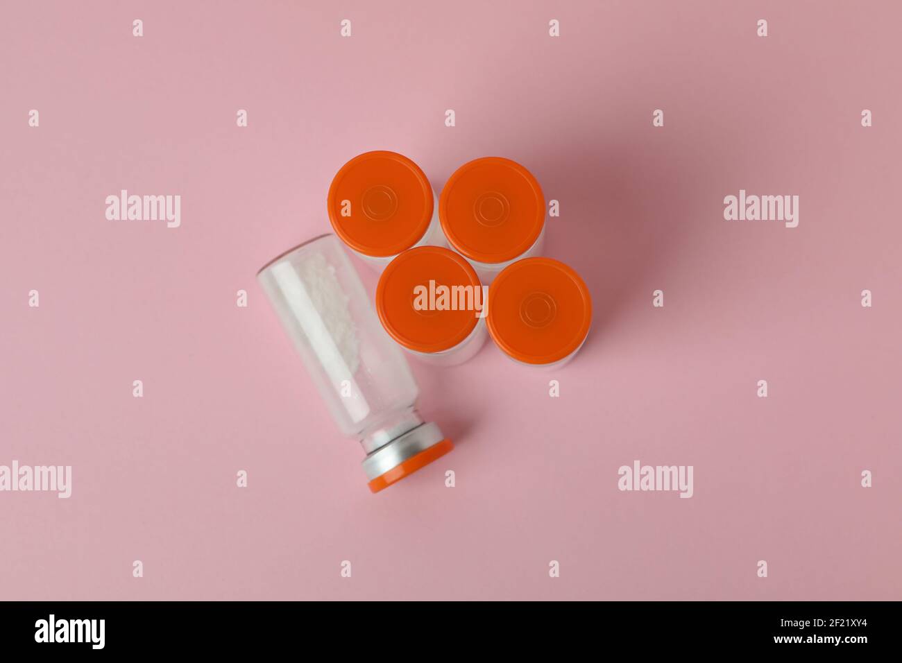 Vials medicine in powder hi-res stock photography and images - Alamy