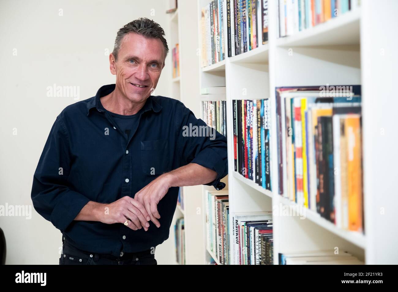 Peter cheales hi-res stock photography and images - Alamy