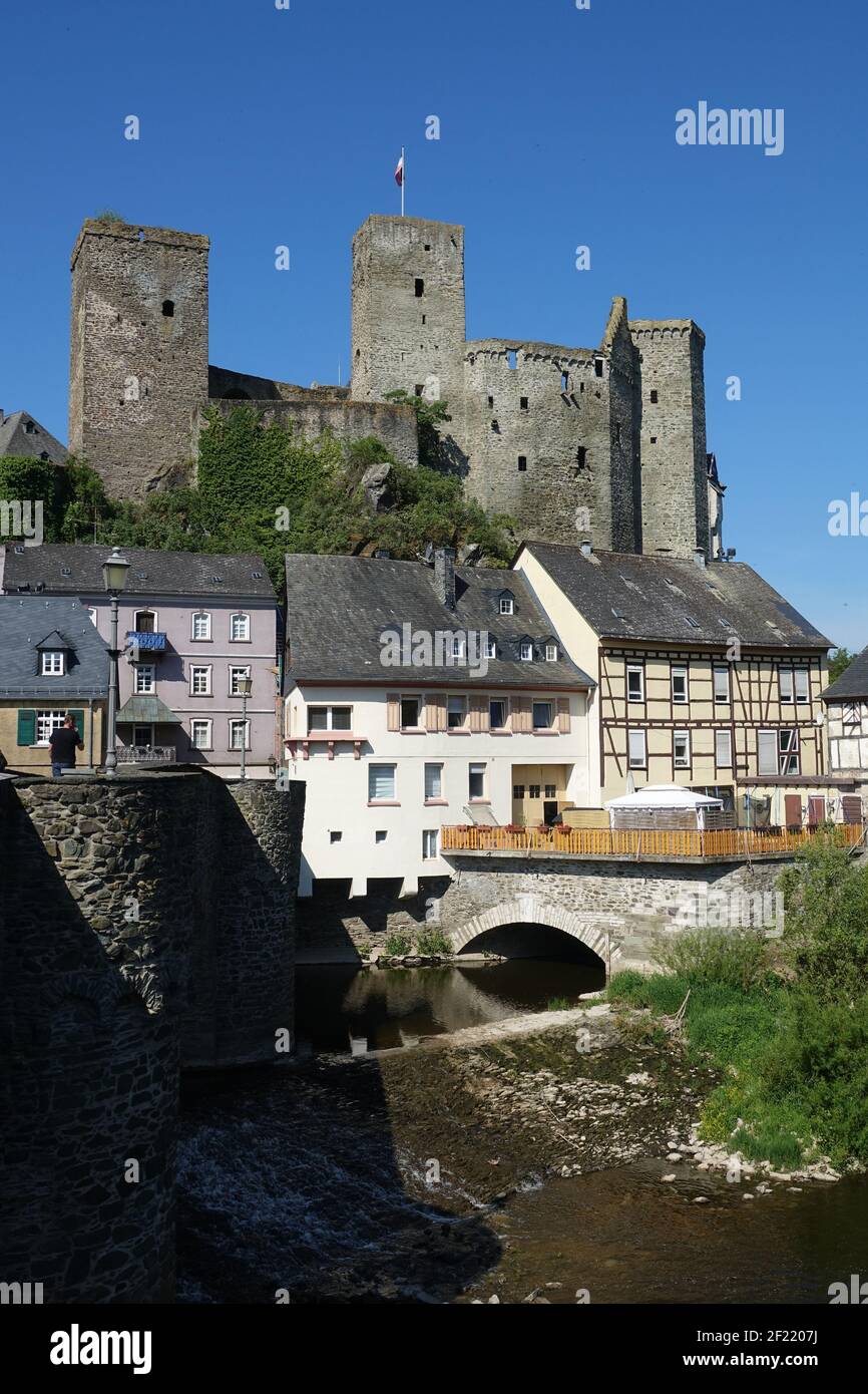 Burgruine runkel hi-res stock photography and images - Alamy