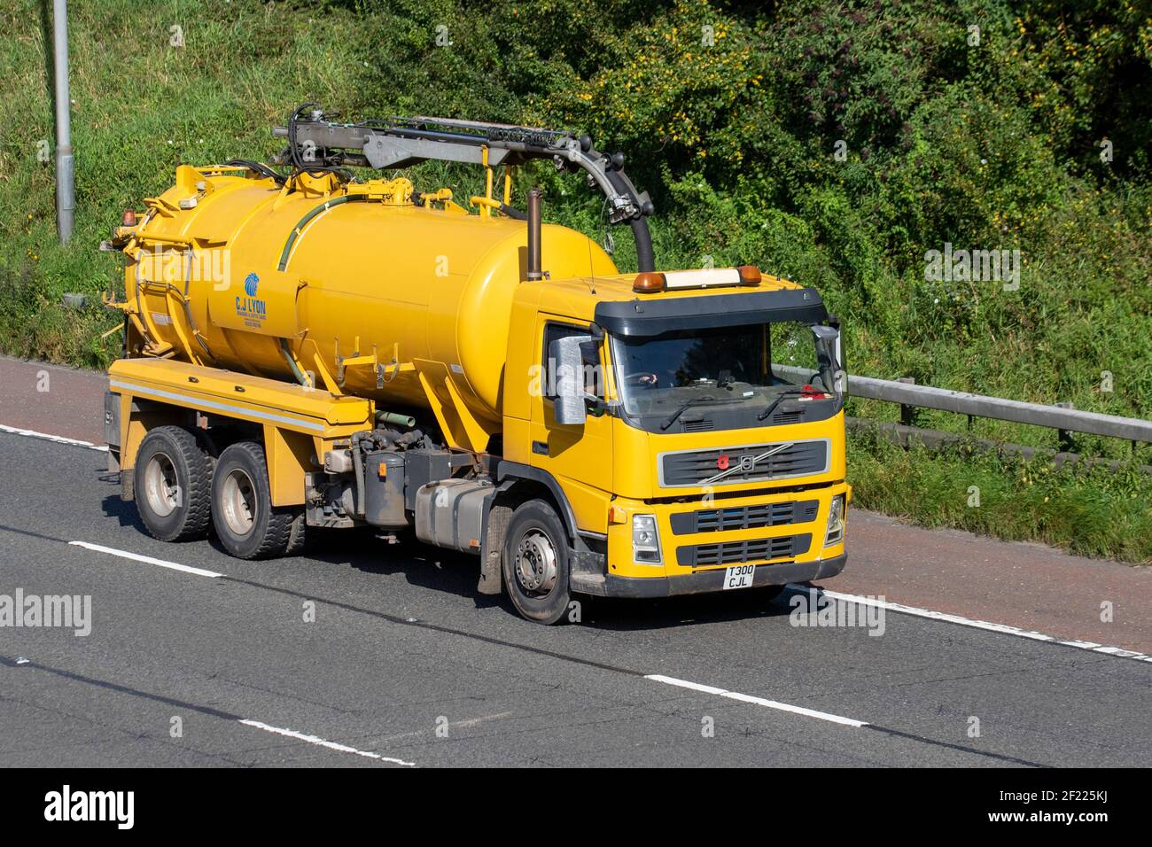 Yellow lorry plate number hi-res stock photography and images - Alamy