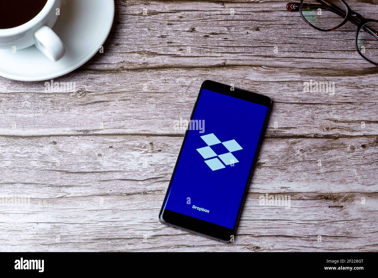 Open storage platform hi-res stock photography and images - Alamy