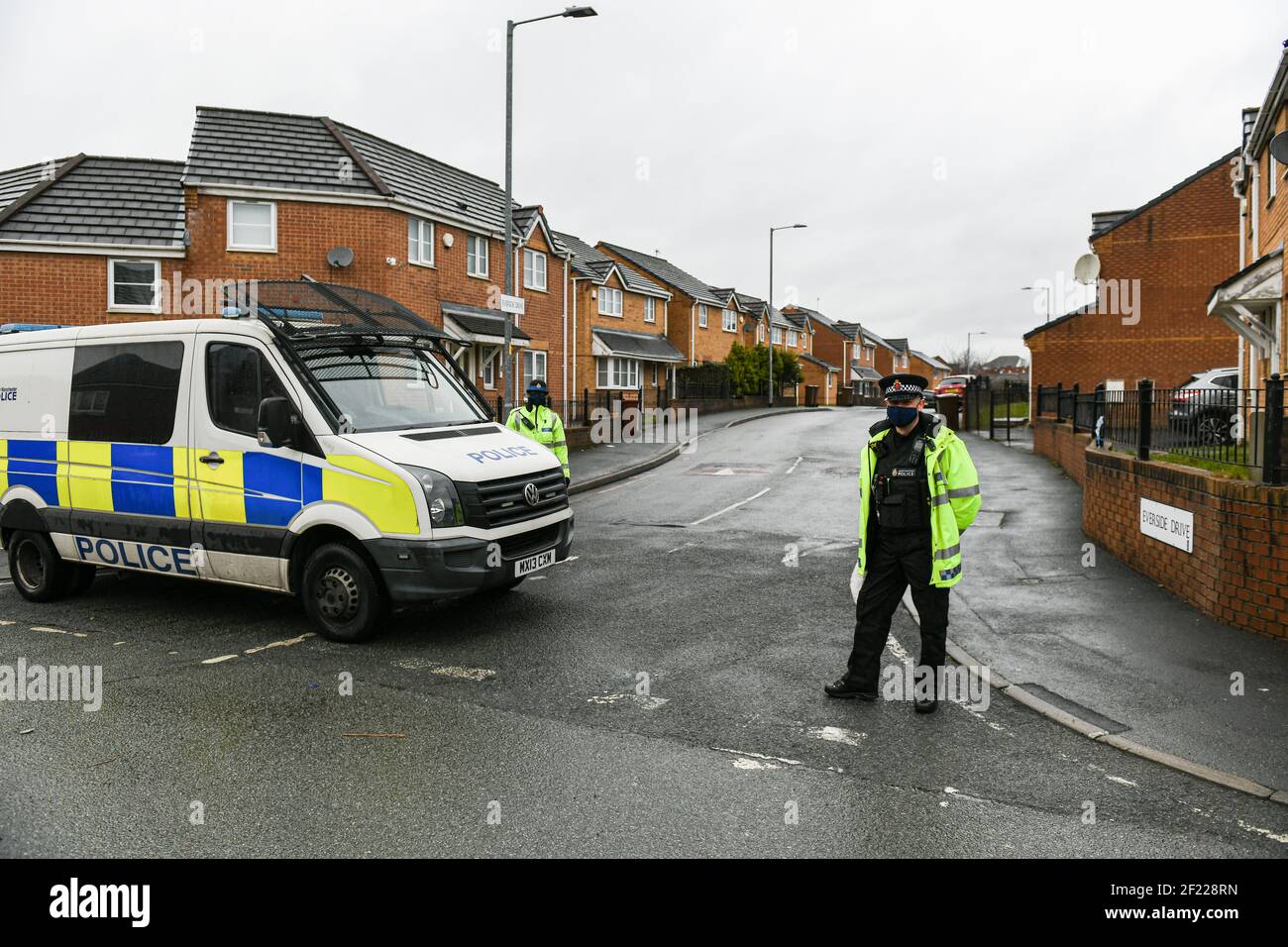 Manchester police car crime scene hi-res stock photography and images ...