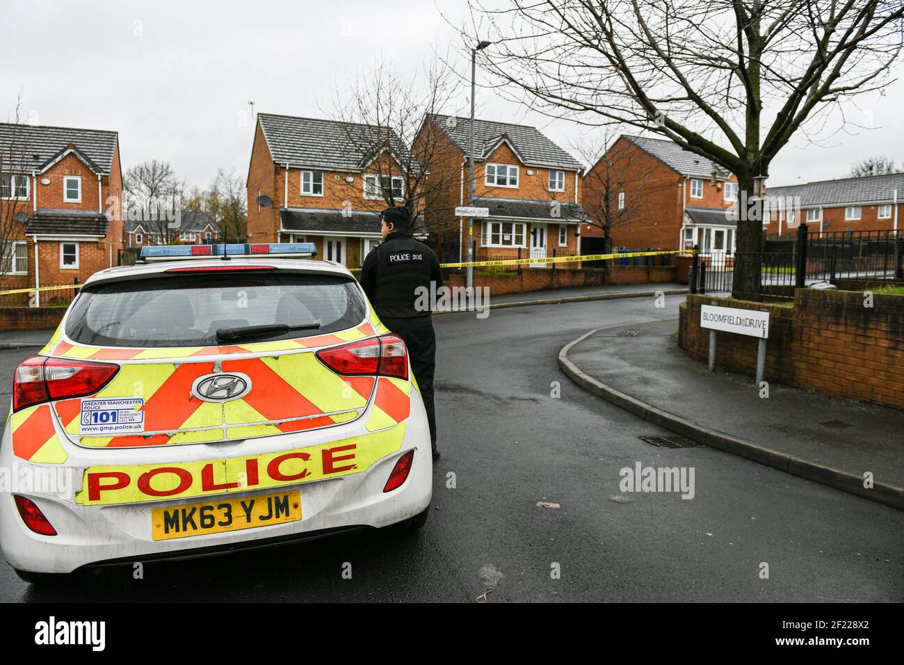 Manchester police car crime scene hi-res stock photography and images ...