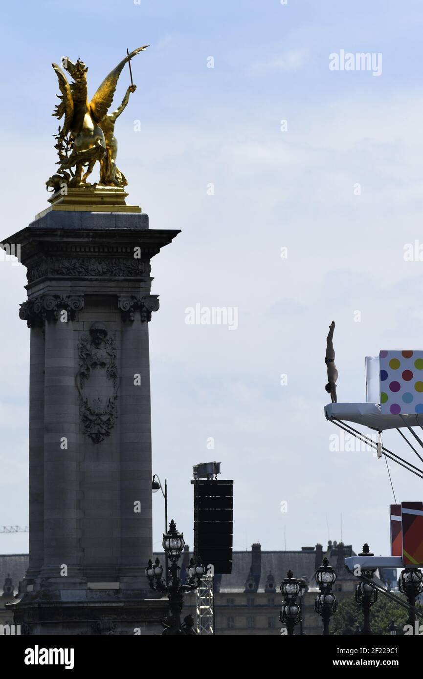 Diving in paris 2024 olympics hi-res stock photography and images - Alamy