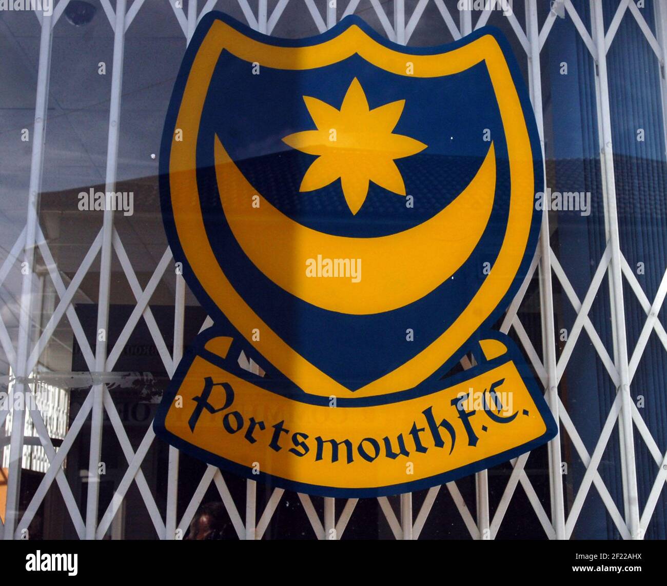 Football club badge portsmouth hi-res stock photography and images - Alamy