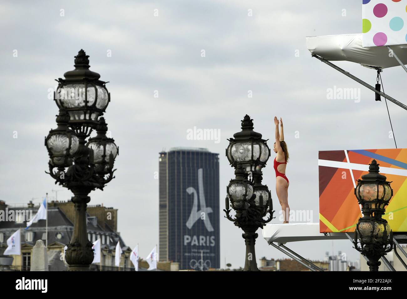 Diver Laura Marino on the Alexandre III bridge platform during the ...