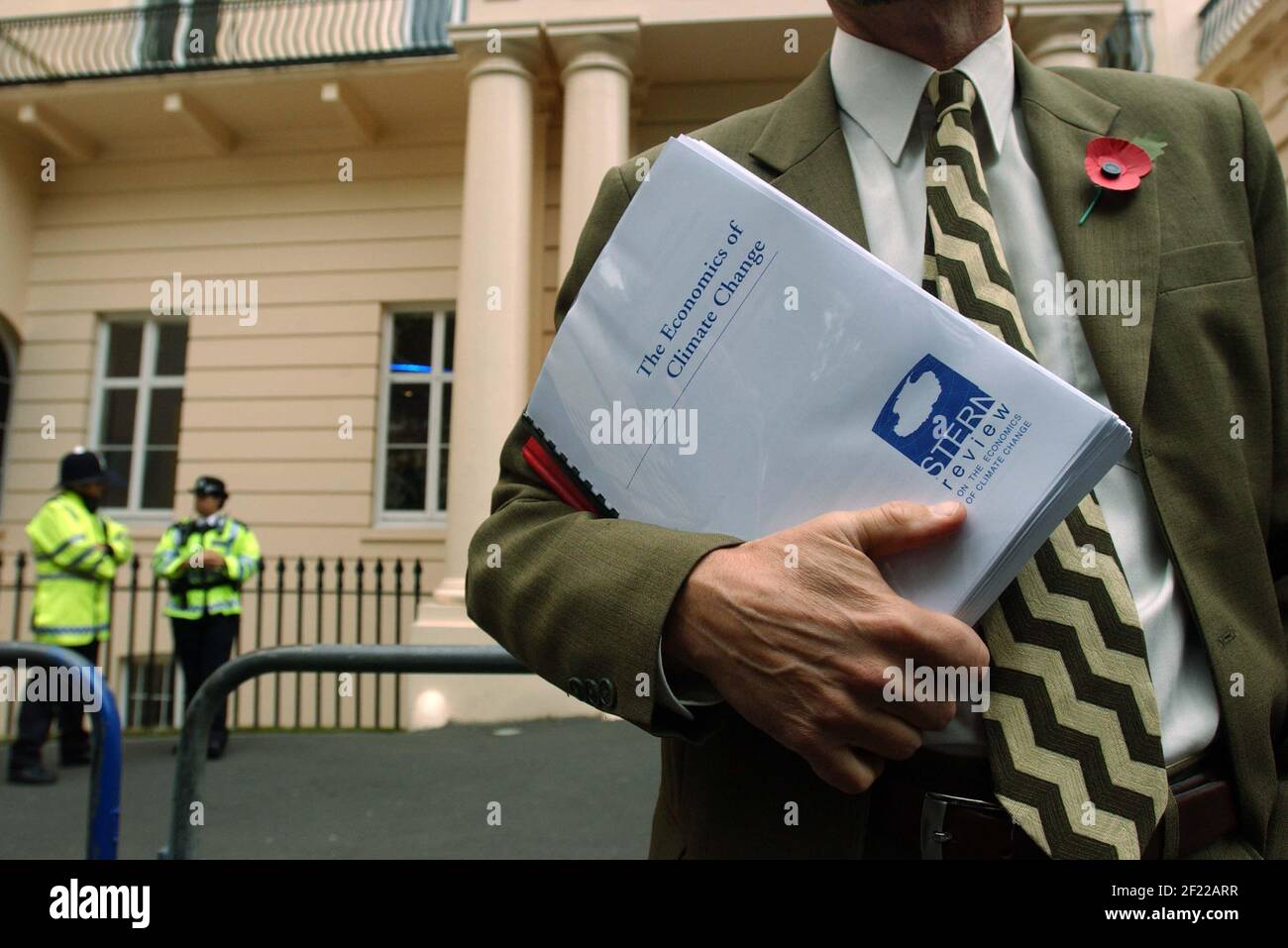 A COPY OF THE STERN REVIEW ON THE ECONOMICS OF CLIMATE CHANGE. 30/10/06 ...