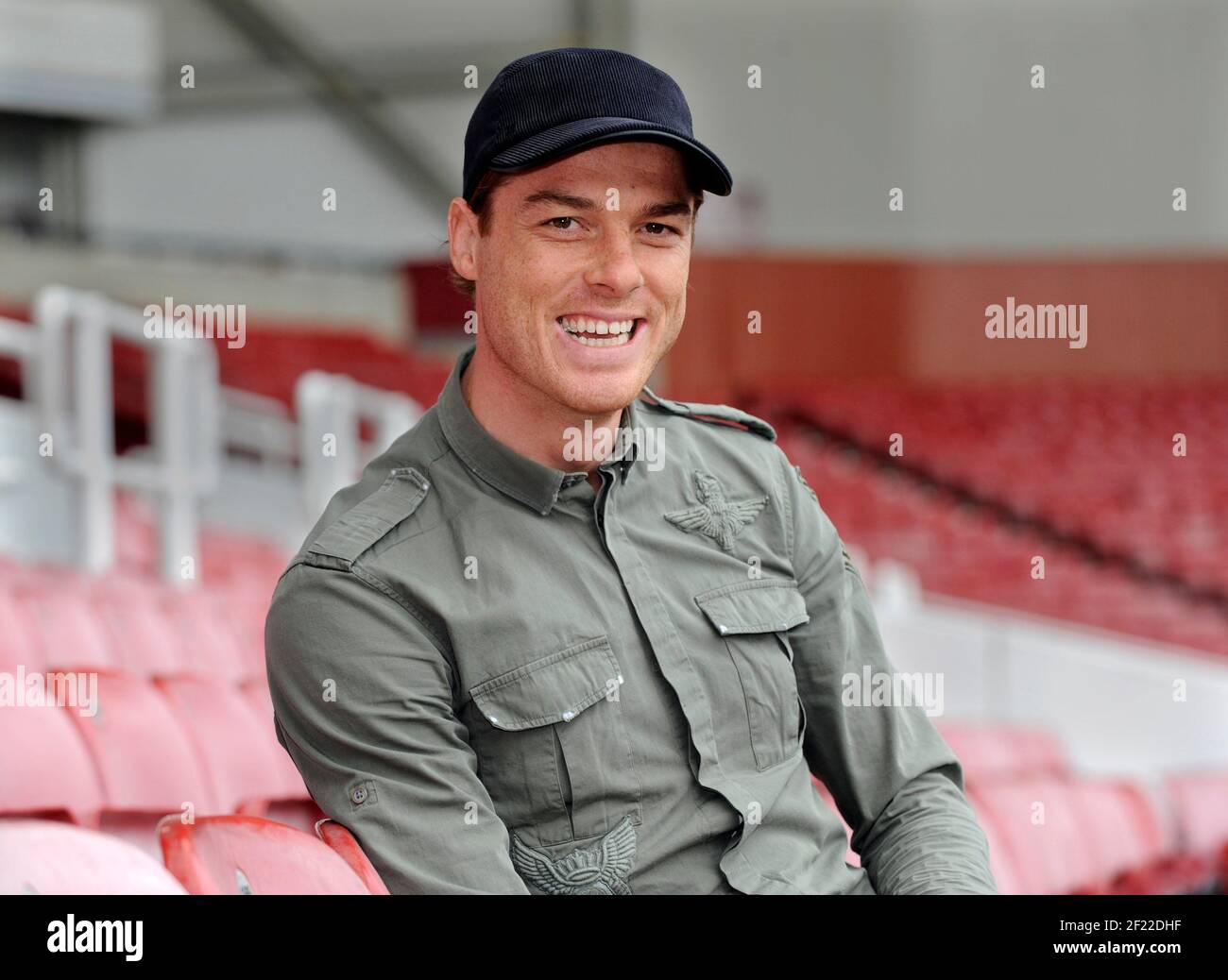 West hams upton park hi-res stock photography and images - Alamy