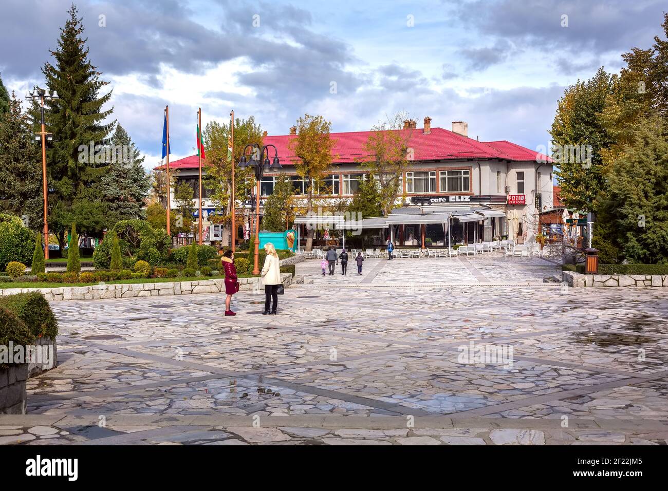 Bansko, Bulgaria old town Nikola Vaptsarov square Stock Photo - Alamy