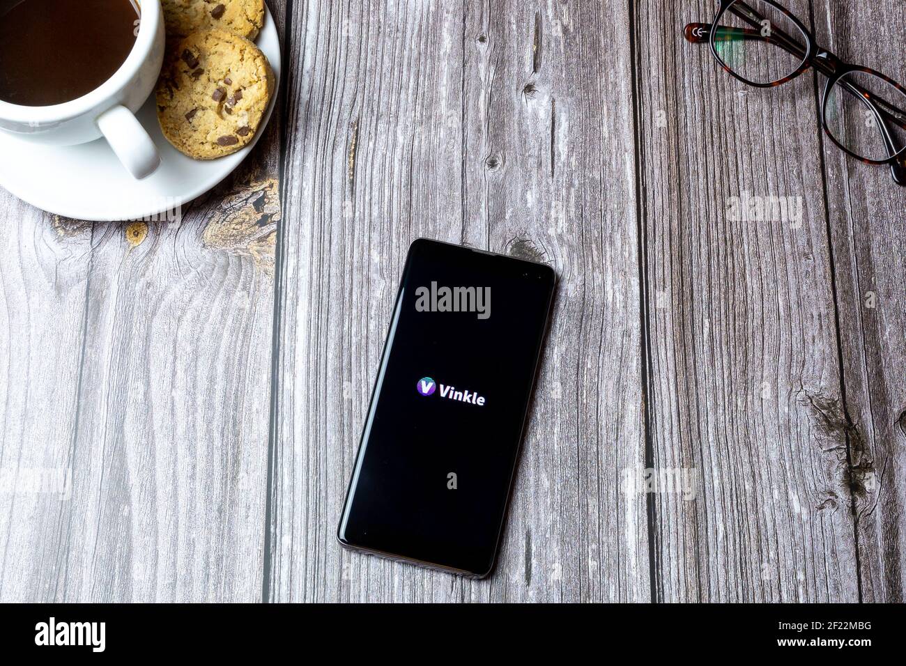 Vinkle app hi-res stock photography and images - Alamy