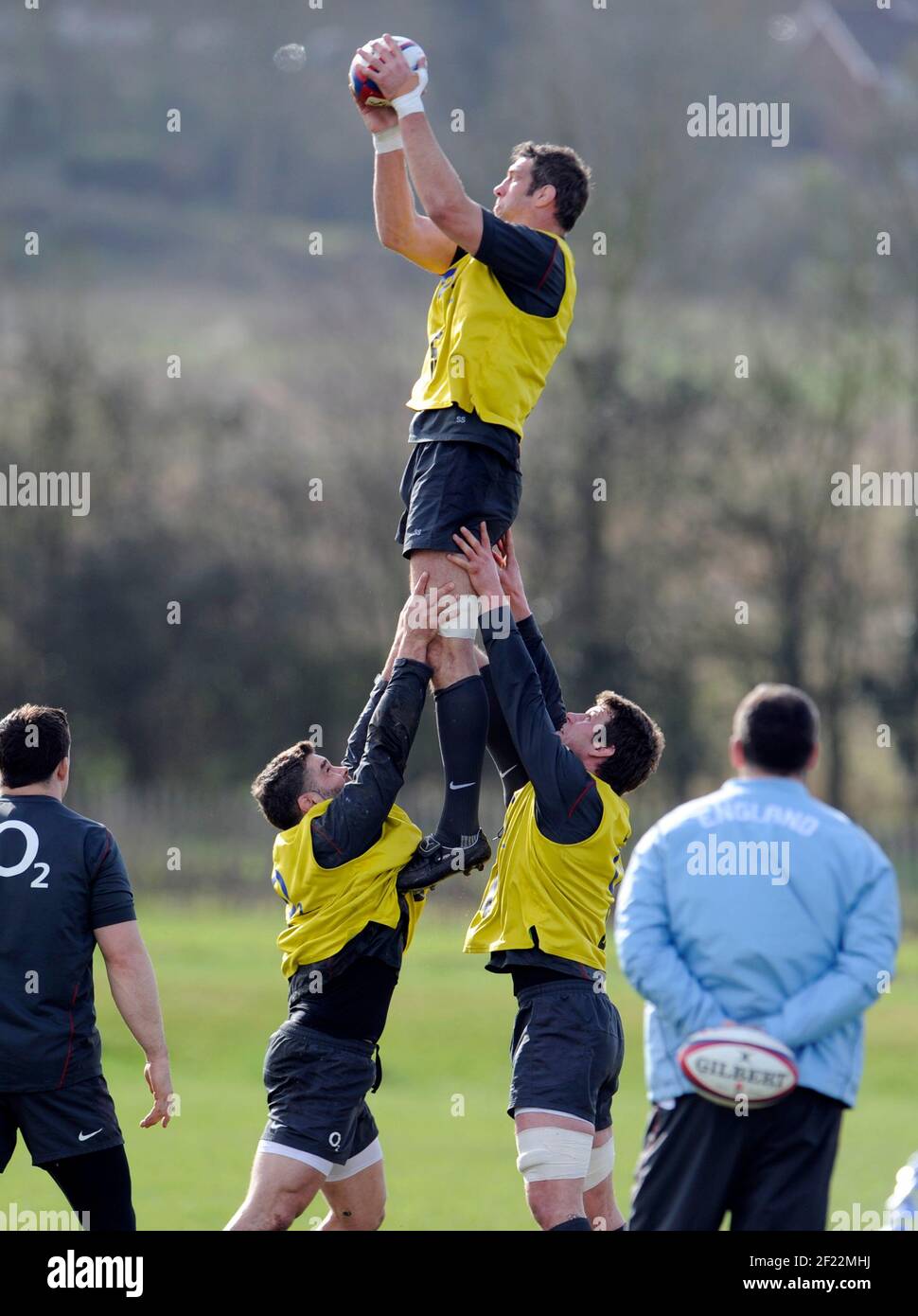 ENGLAND RUGBY TEAM TRAINING AT SURRY SPORTS PARK FOR THEIR SIX NATIONS ...