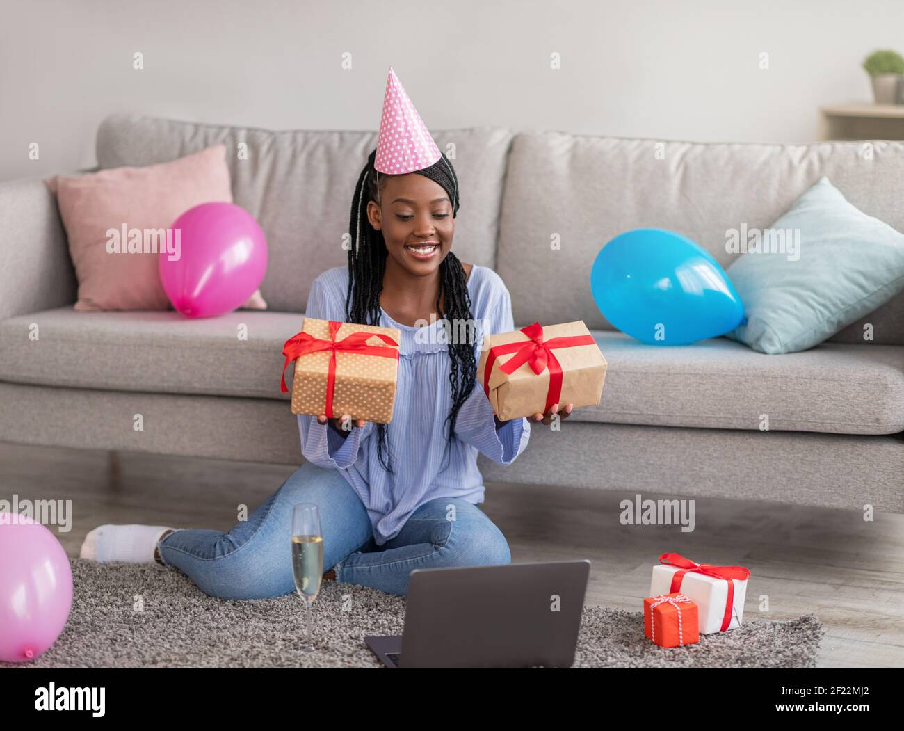 Computer happy birthday hi-res stock photography and images - Alamy