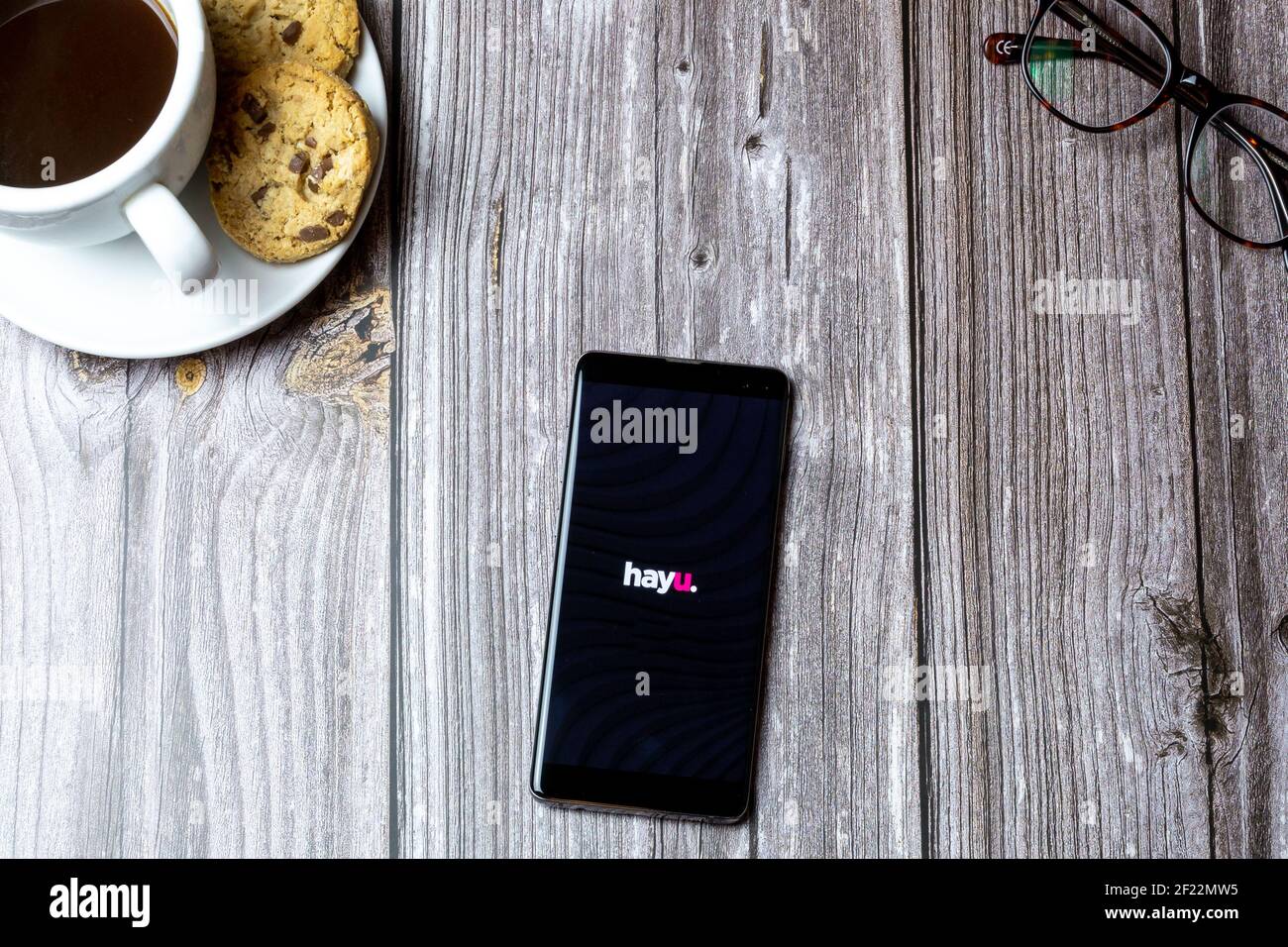 Hayu tv hi-res stock photography and images - Alamy