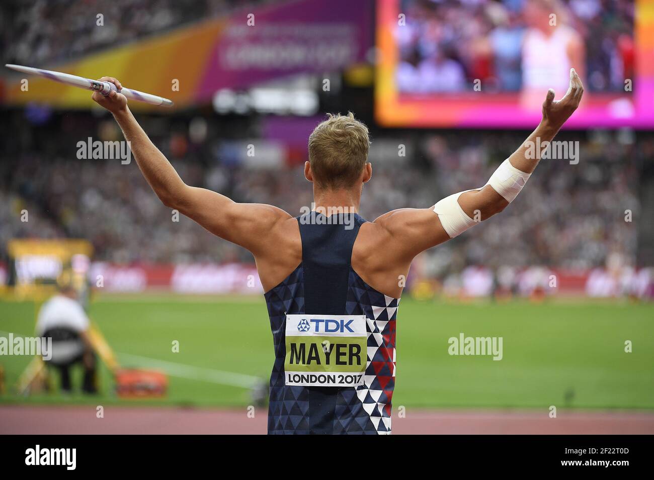 Mens decathlon javelin throw hi-res stock photography and images - Alamy
