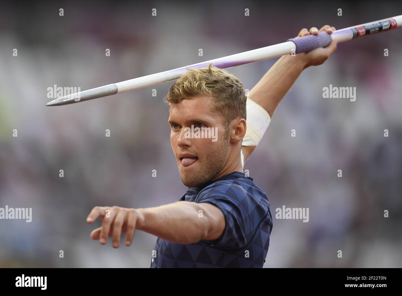 Mens decathlon javelin throw hi-res stock photography and images - Alamy