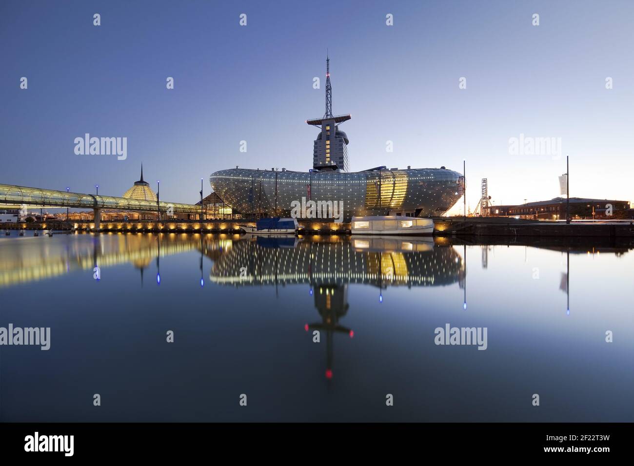 Illuminated climate house Bremerhaven in the evening, Havenwelten ...
