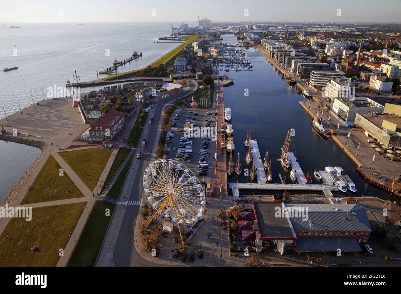 Panorama Havenworlds with Ferris wheel and New Harbour, Bremerhaven ...