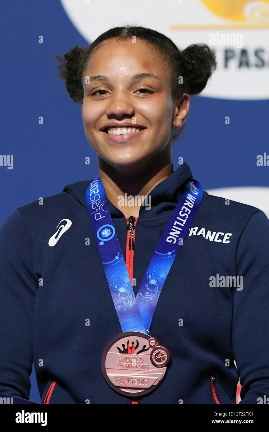 Koumba Larroque competes and wins the bronze medal in women wrestling ...