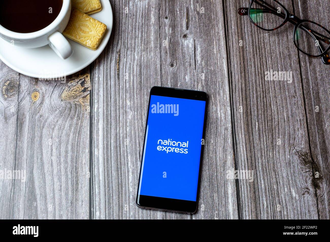 National express app hi-res stock photography and images - Alamy