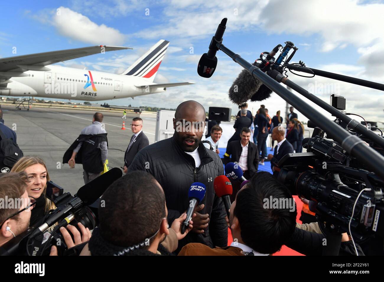 Teddy Riner answers to media during the return of the Paris 2024 ...