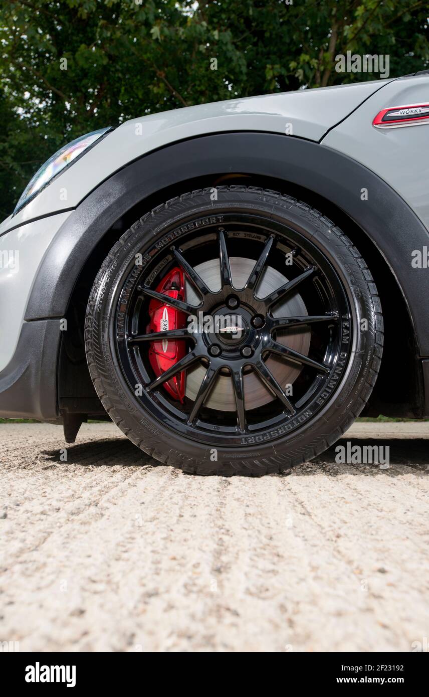 2017 F56 Mini Challenge 210 - limited edition hot hatch sports car ...