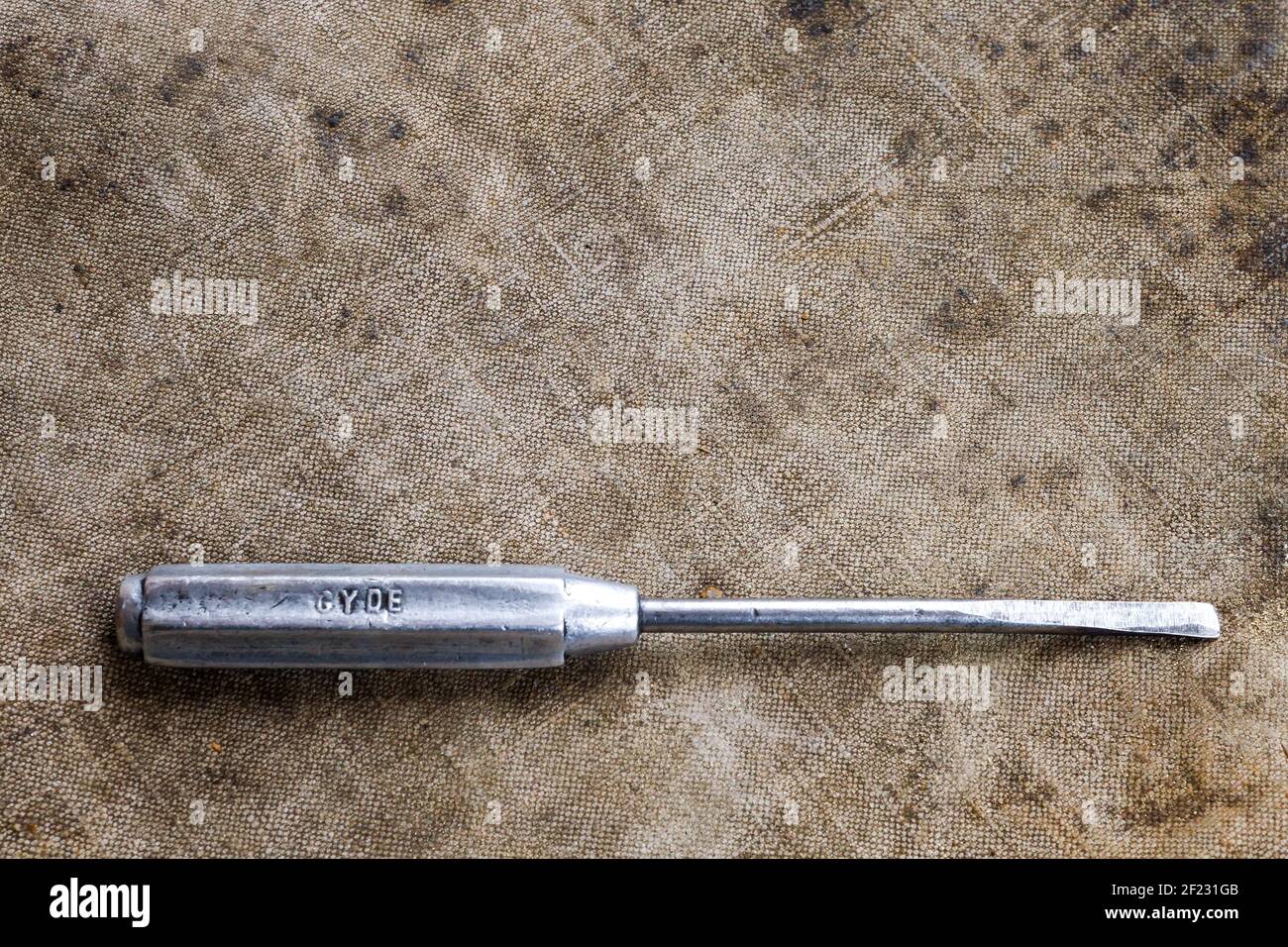 Outil en metal hi-res stock photography and images - Alamy