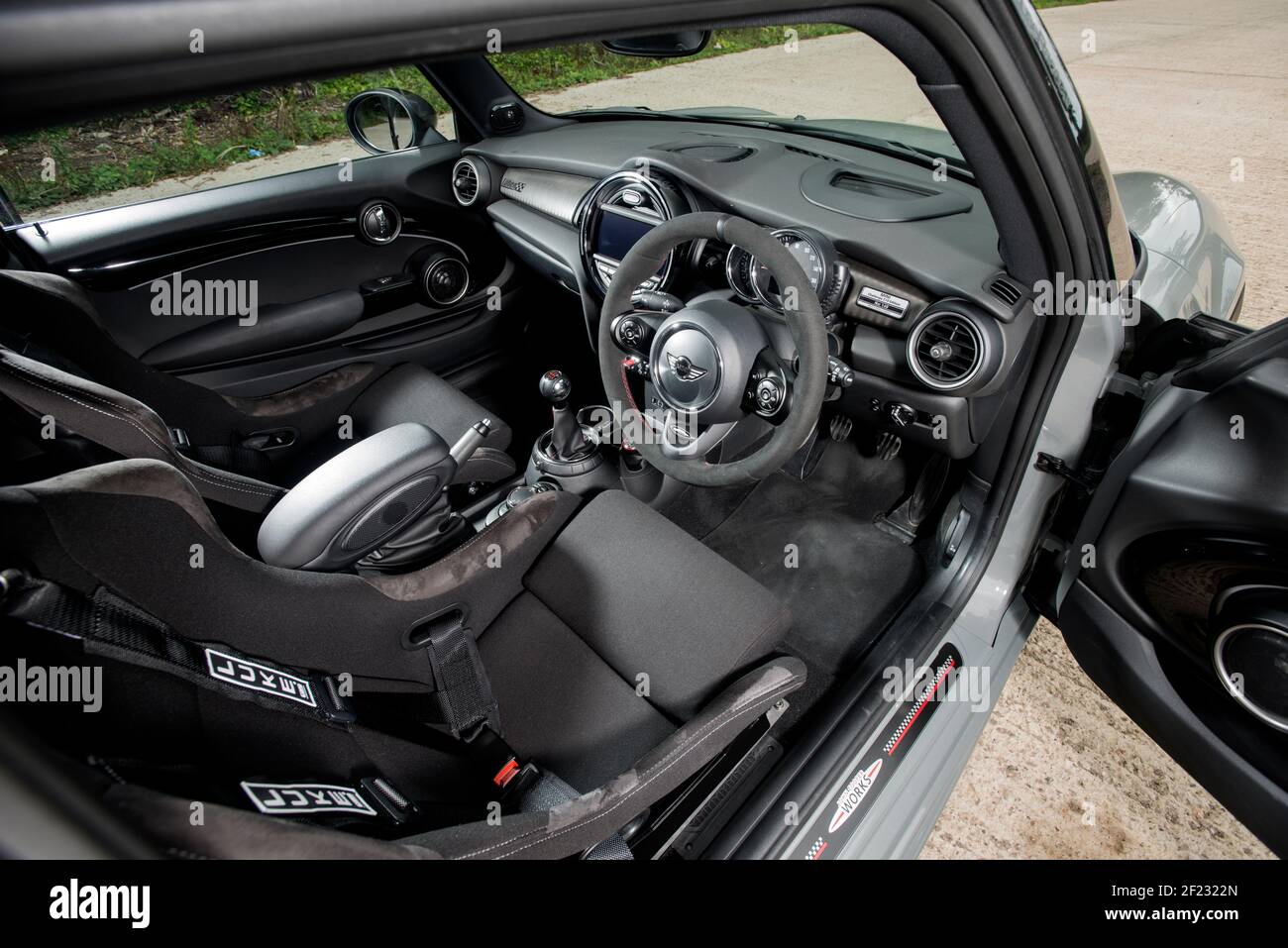 2017 F56 Mini Challenge 210 - limited edition hot hatch sports car ...