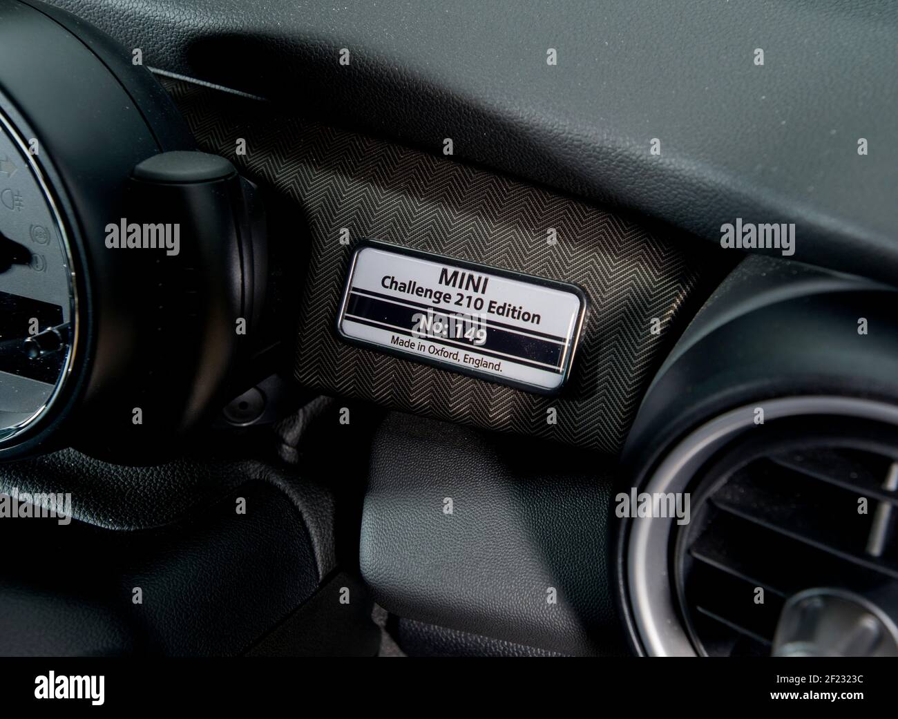 2017 F56 Mini Challenge 210 - limited edition hot hatch sports car ...