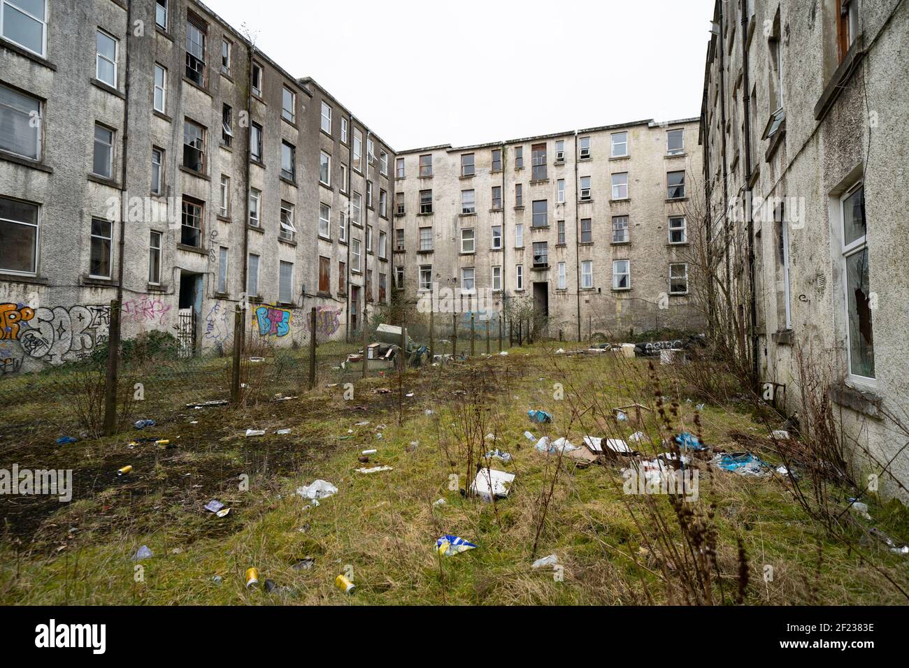 Views of derelict housing at Clune Park in Port Glasgow, Inverclyde ...
