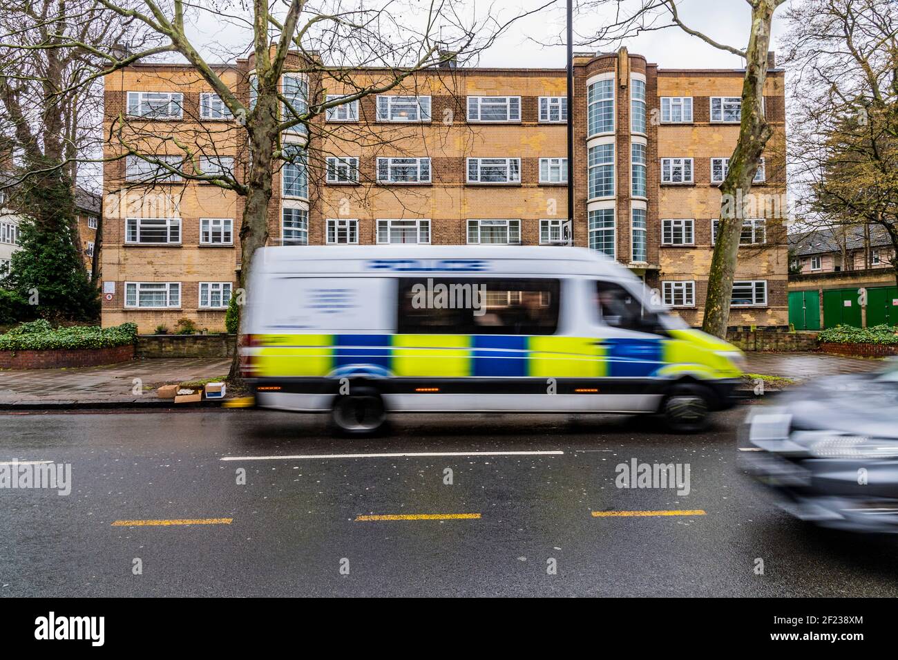 Police search house hi-res stock photography and images - Alamy