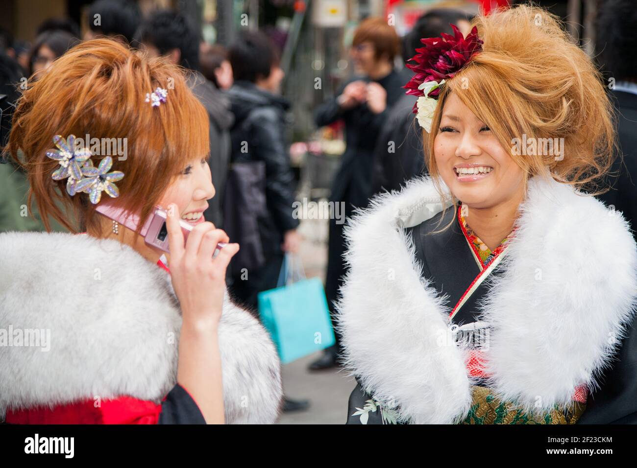 Gyaru japan hi-res stock photography and images - Alamy