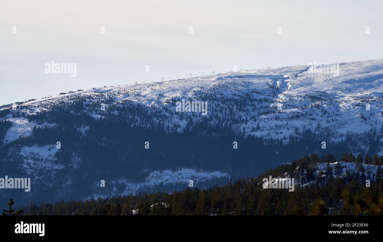 The beautiful snowy landscape of Norway's mountains at Norefjell ski ...