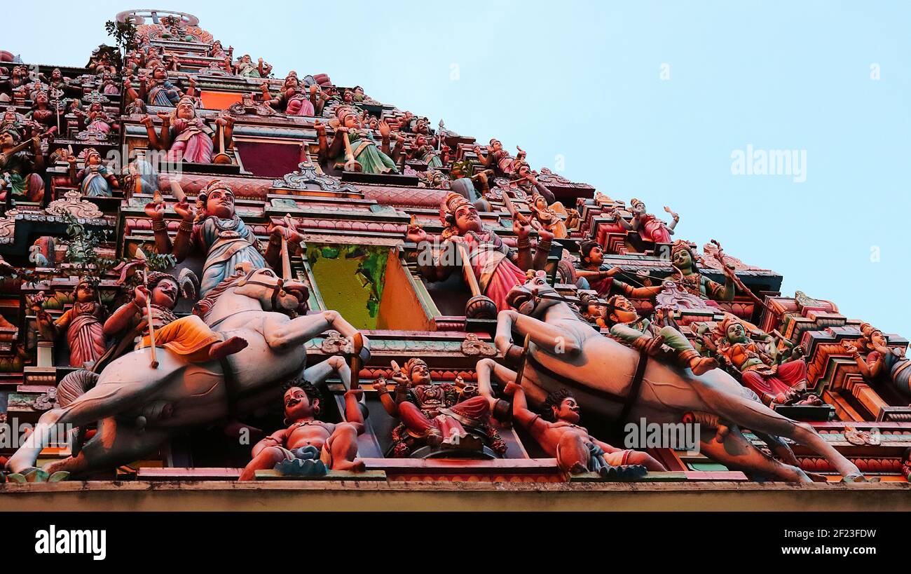 Sri Maha Mariamman Temple Facade: An intricate and colorful Hindu art ...