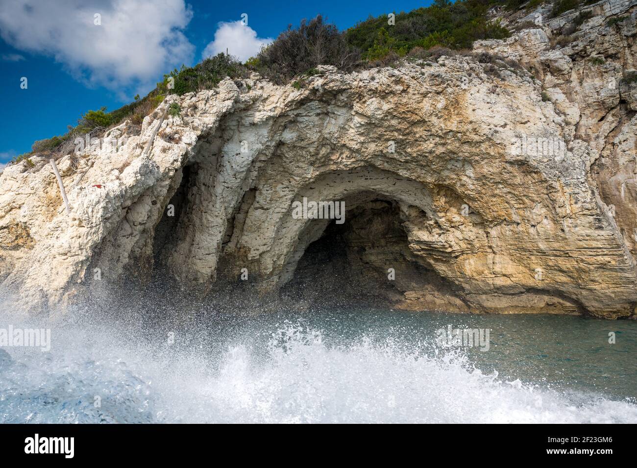Gargano coast with sea cave (Grotta) in Puglia Stock Photo - Alamy