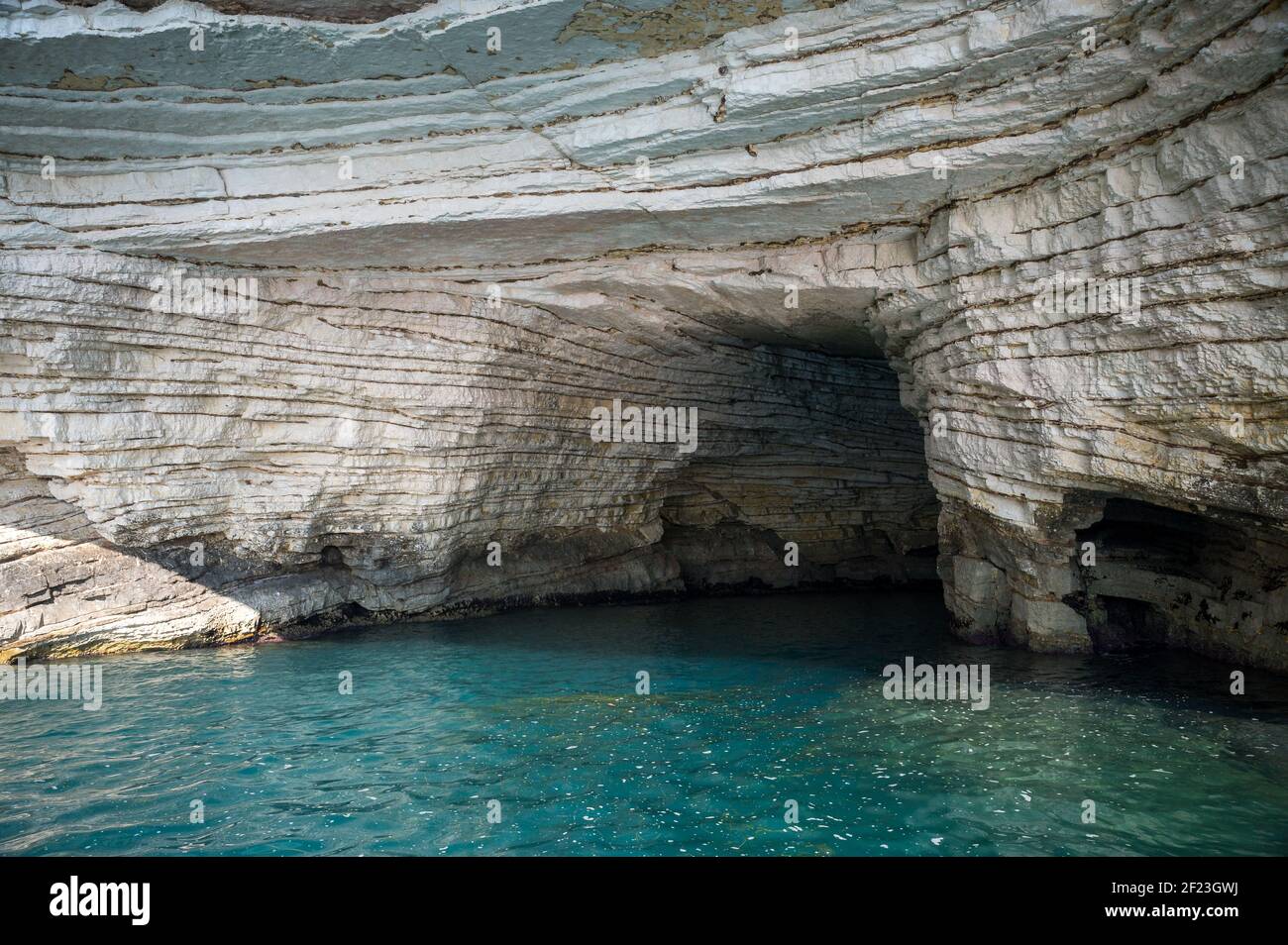 Gargano coast with sea cave (Grotta) in Puglia Stock Photo - Alamy