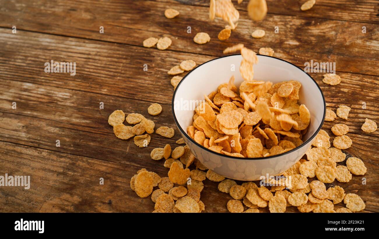 Cereal flake falling on table hi-res stock photography and images - Alamy