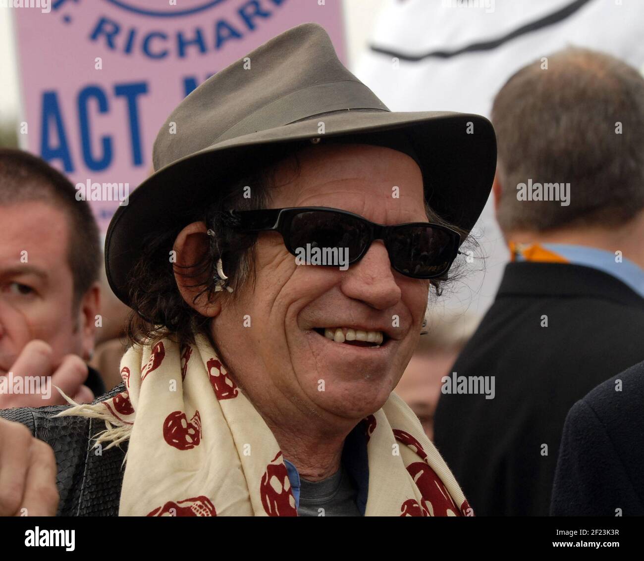 rolling stone keith richard leads the march to save st. richards ...